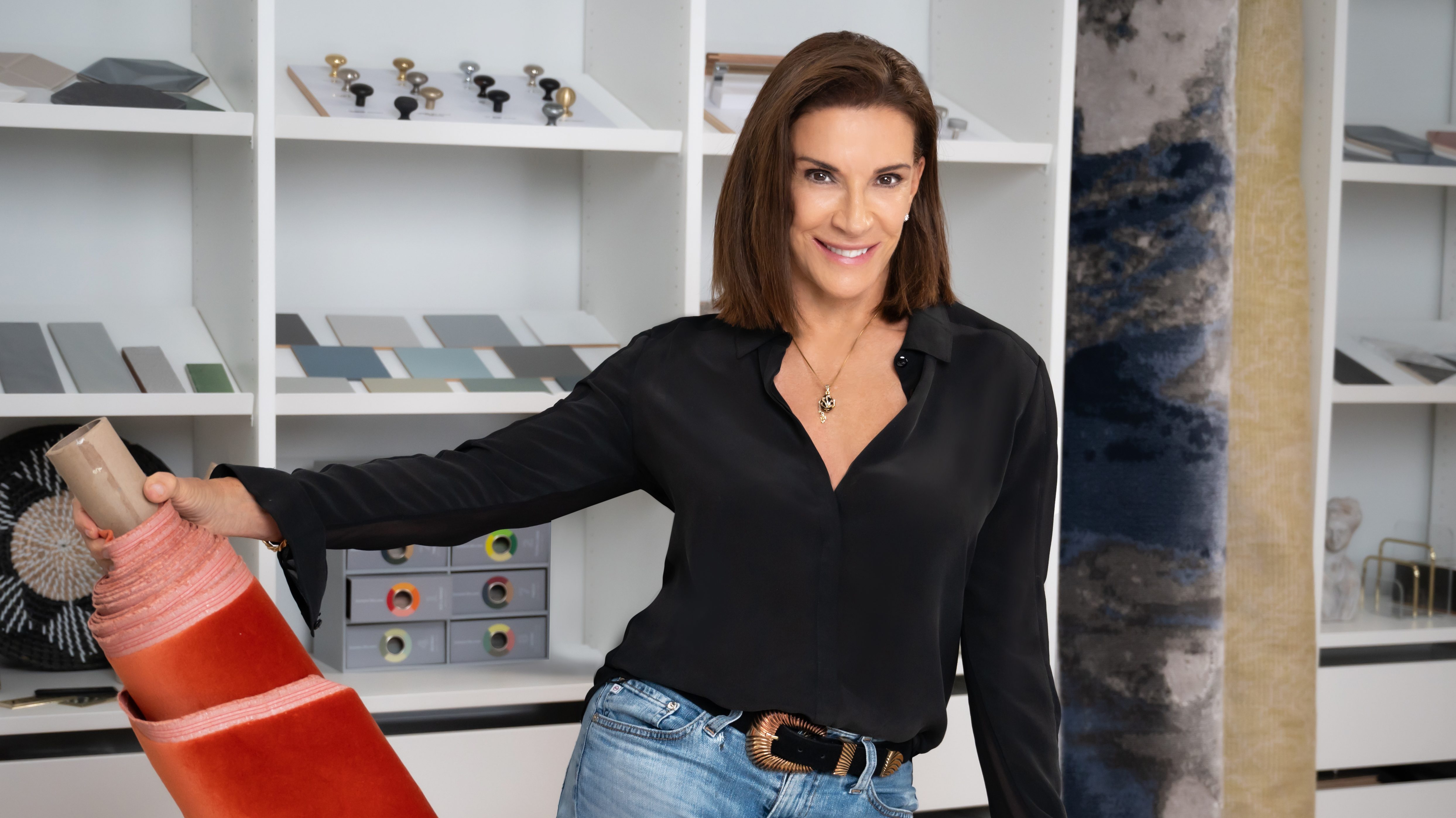 Hilary Hgtv Design Star Hilary Farr Announces 'Love It Or List It'