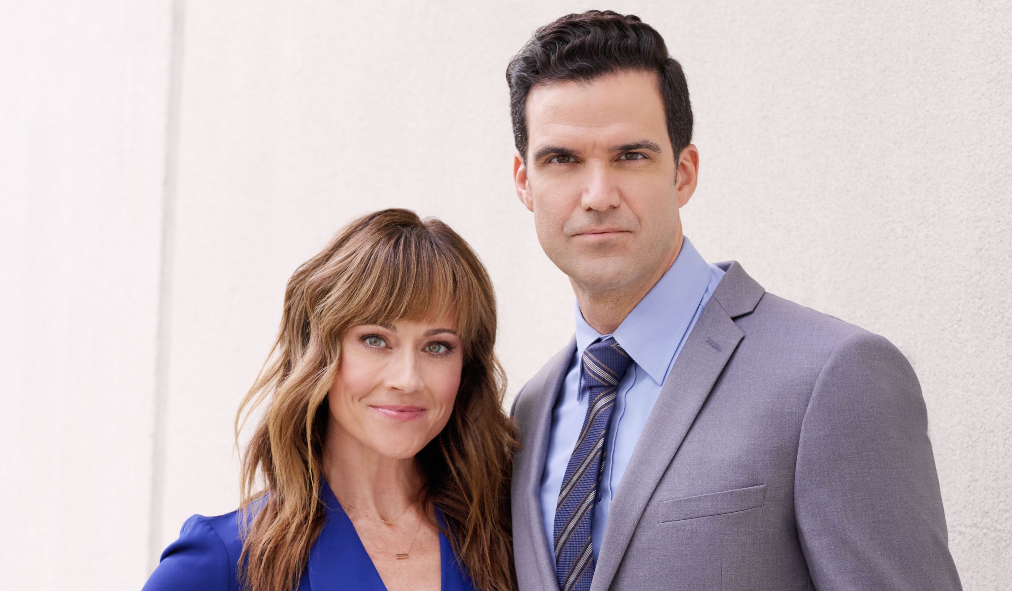 Nikki DeLoach & Benjamin Ayres Reuniting on Hallmark Mystery ...