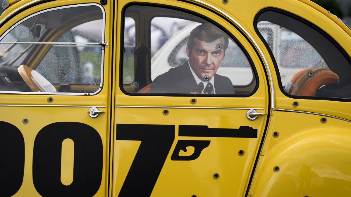 Next James Bond Director Chosen