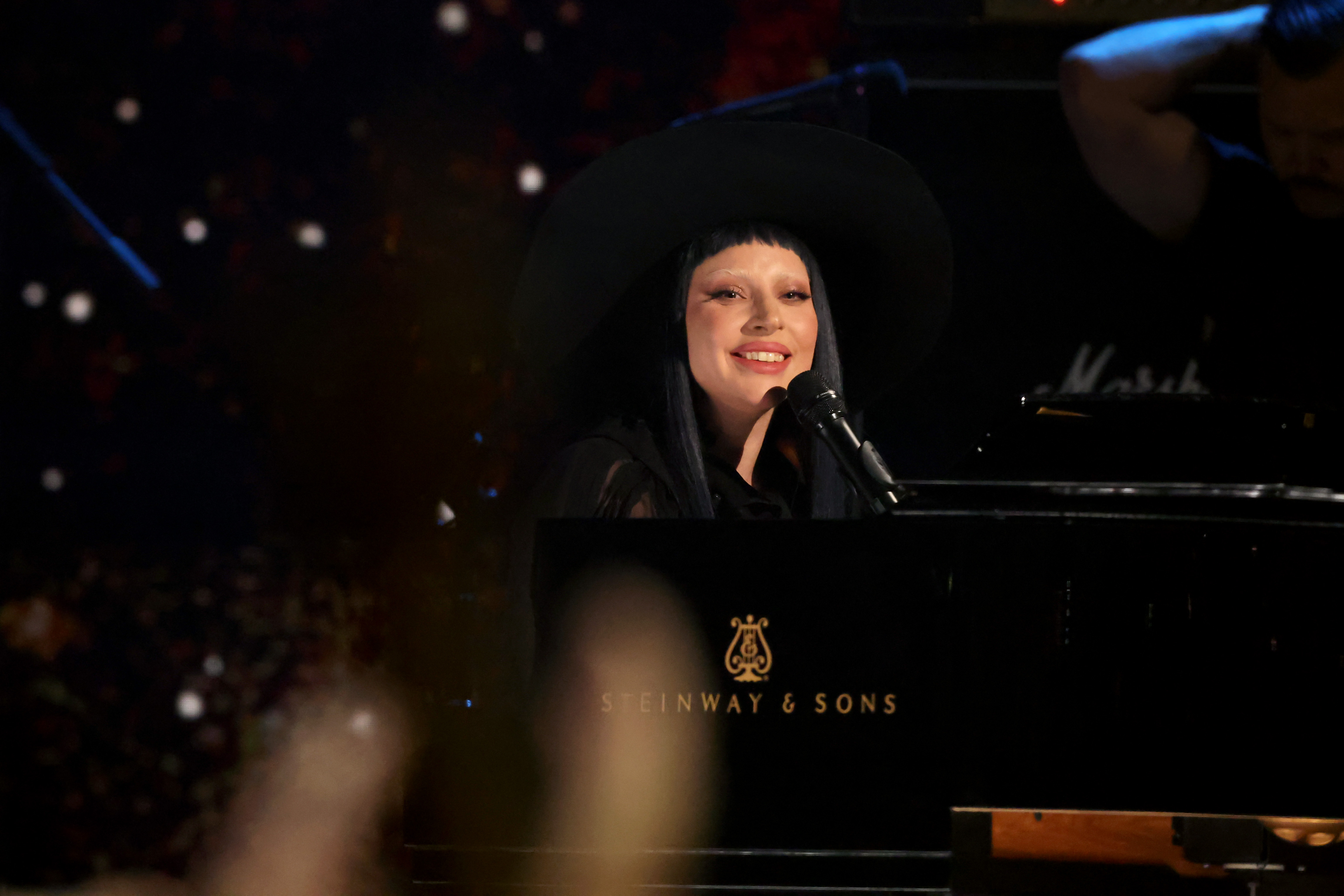 Lady Gaga Handles Mic Malfunction Like a Pro at Coachella ...