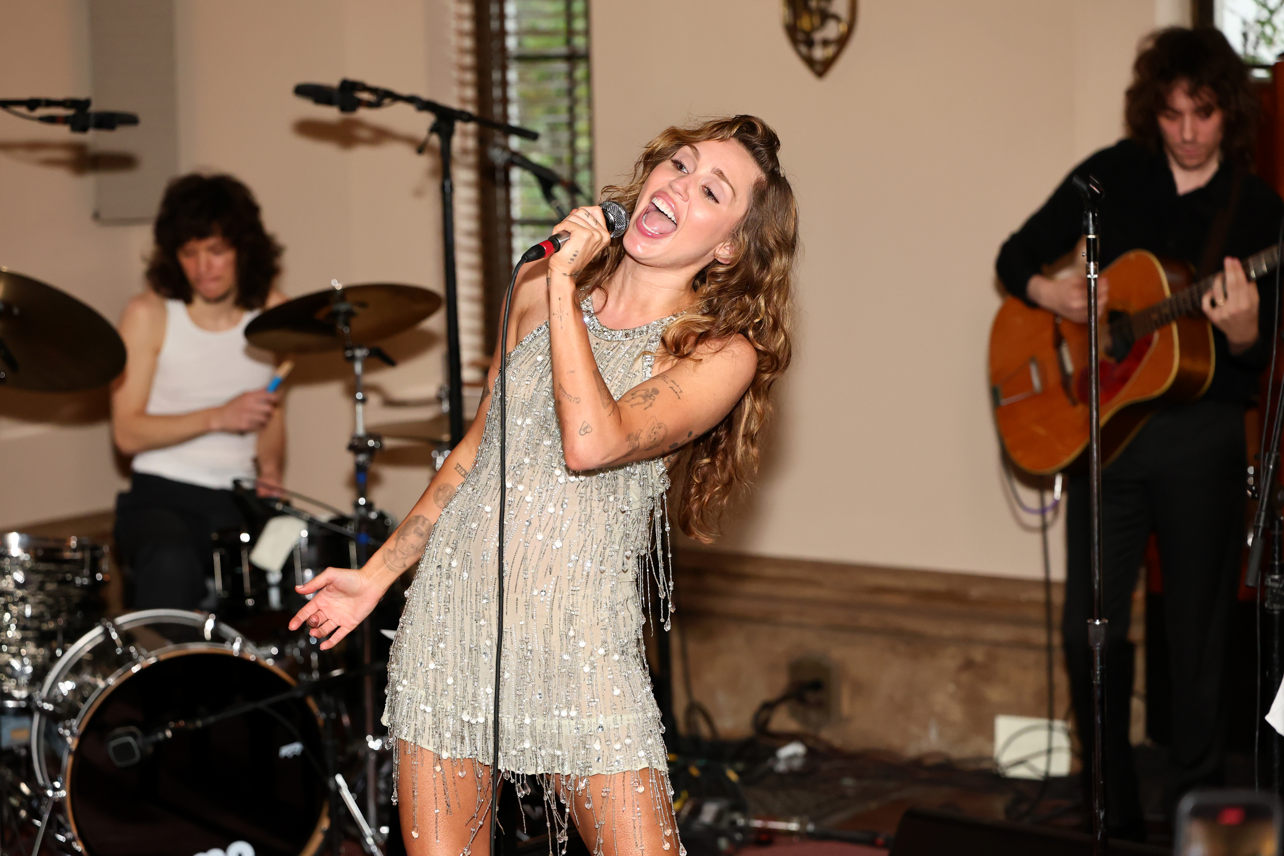 Miley Cyrus Surprises Fans With ‘Something Beautiful’ Live Set