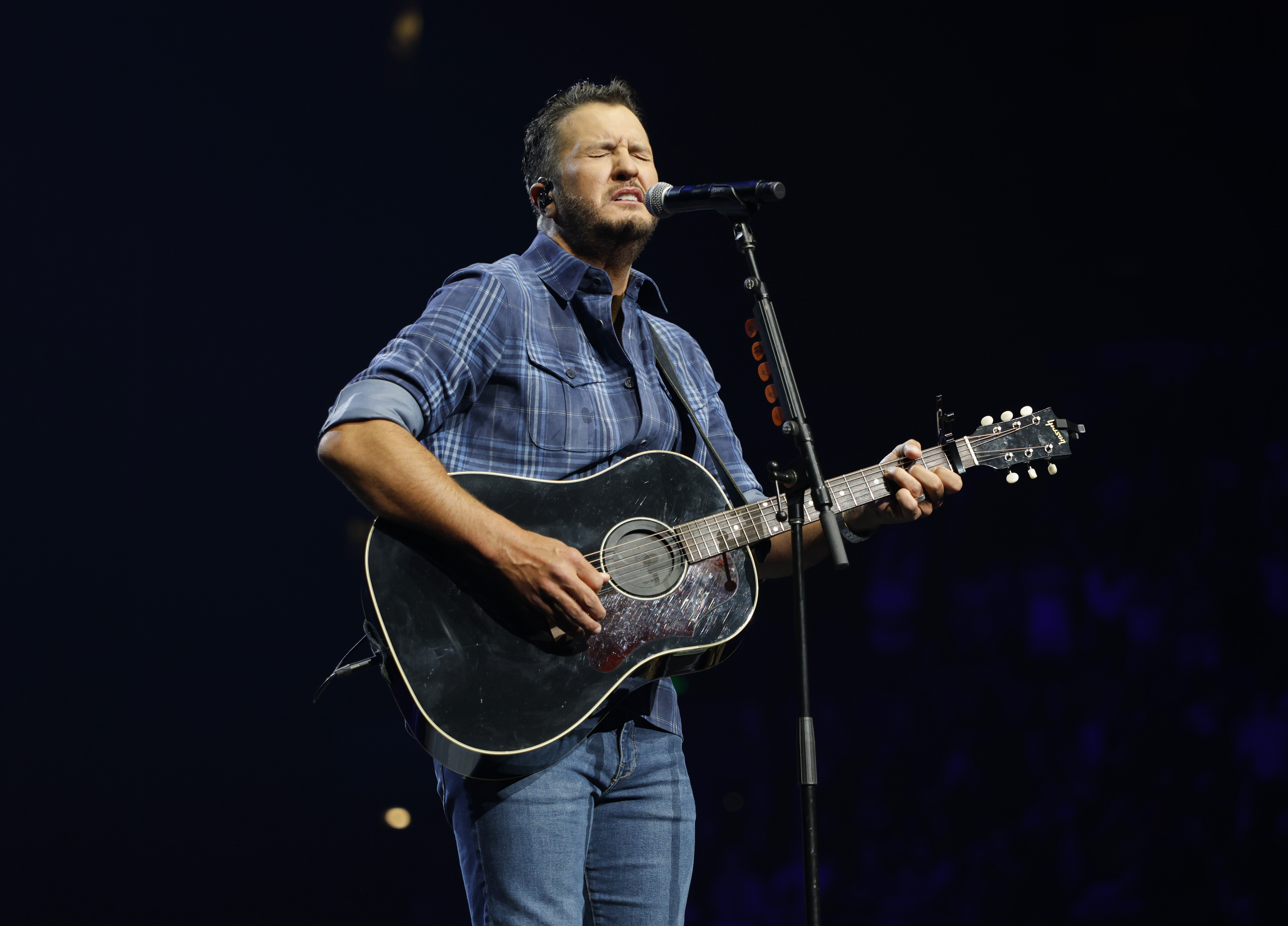 Luke Bryan: 'Idol' Judge Shares Career Update at CMA Fest