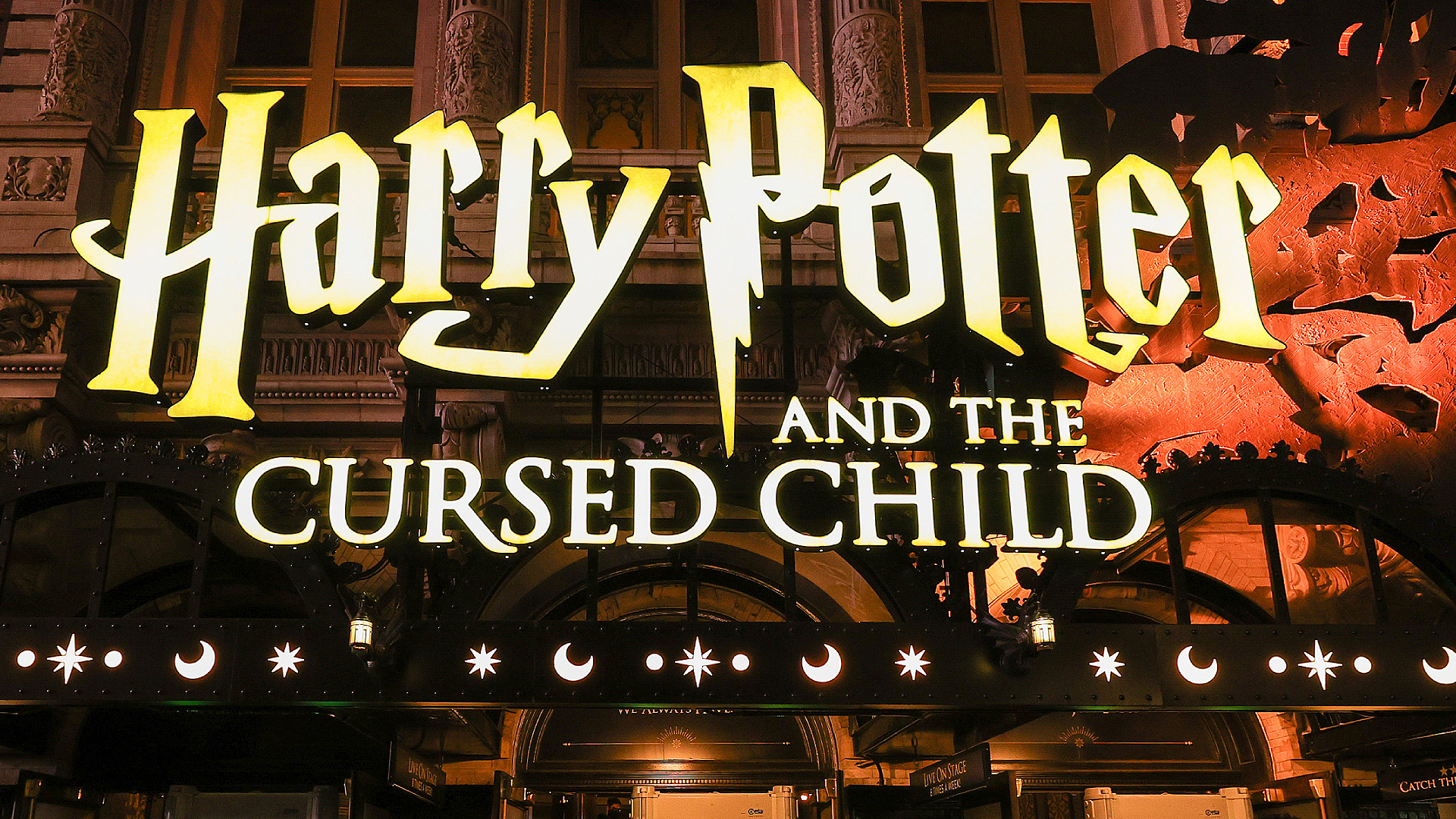 A 'Harry Potter' Film Star Returns for 'Cursed Child'