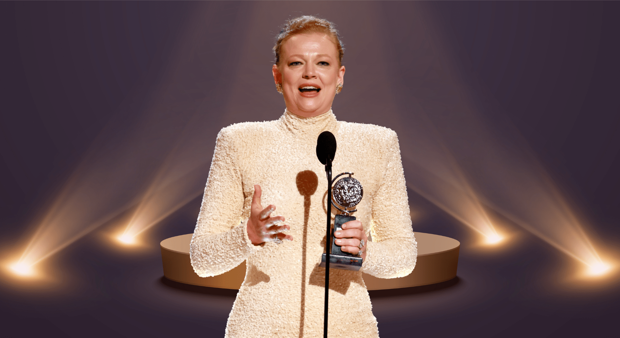 Sarah Snook Wins Tony for Playing 26 Roles In 'Dorian Gray’