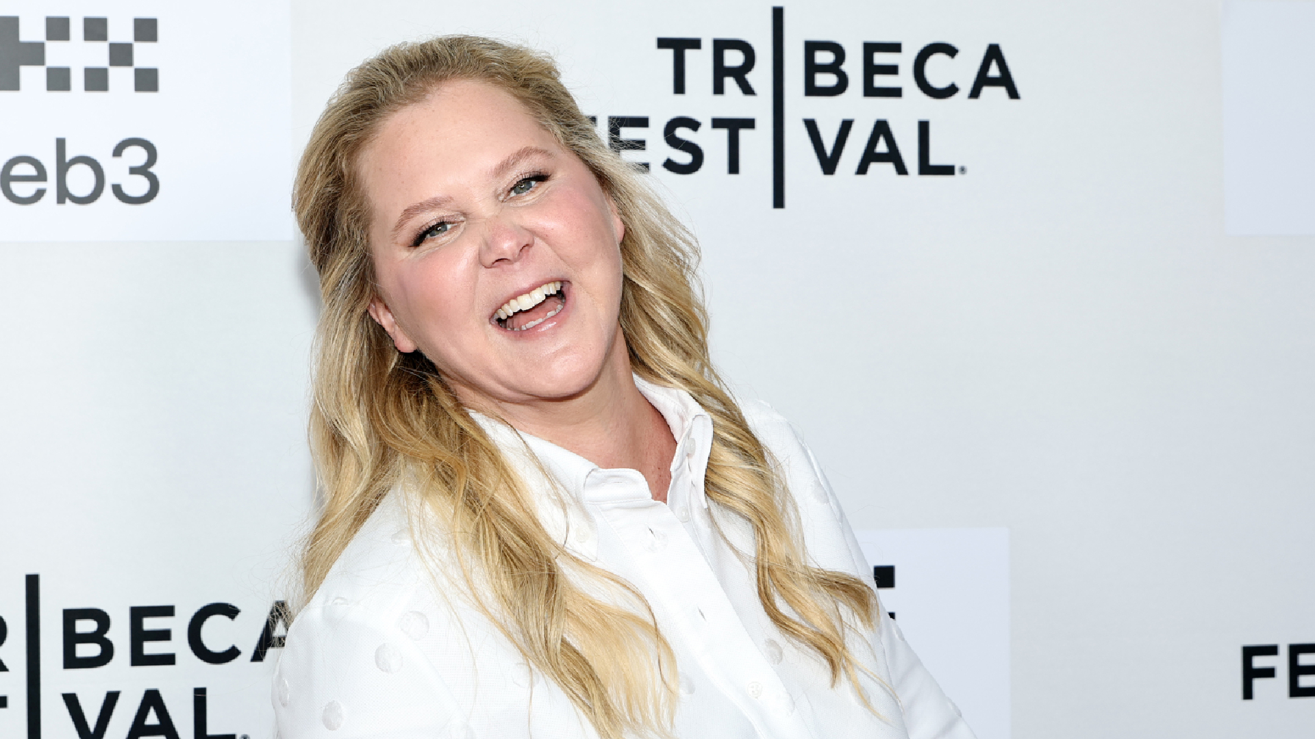 Amy Schumer Glows in Swimsuit After Weight Loss Success