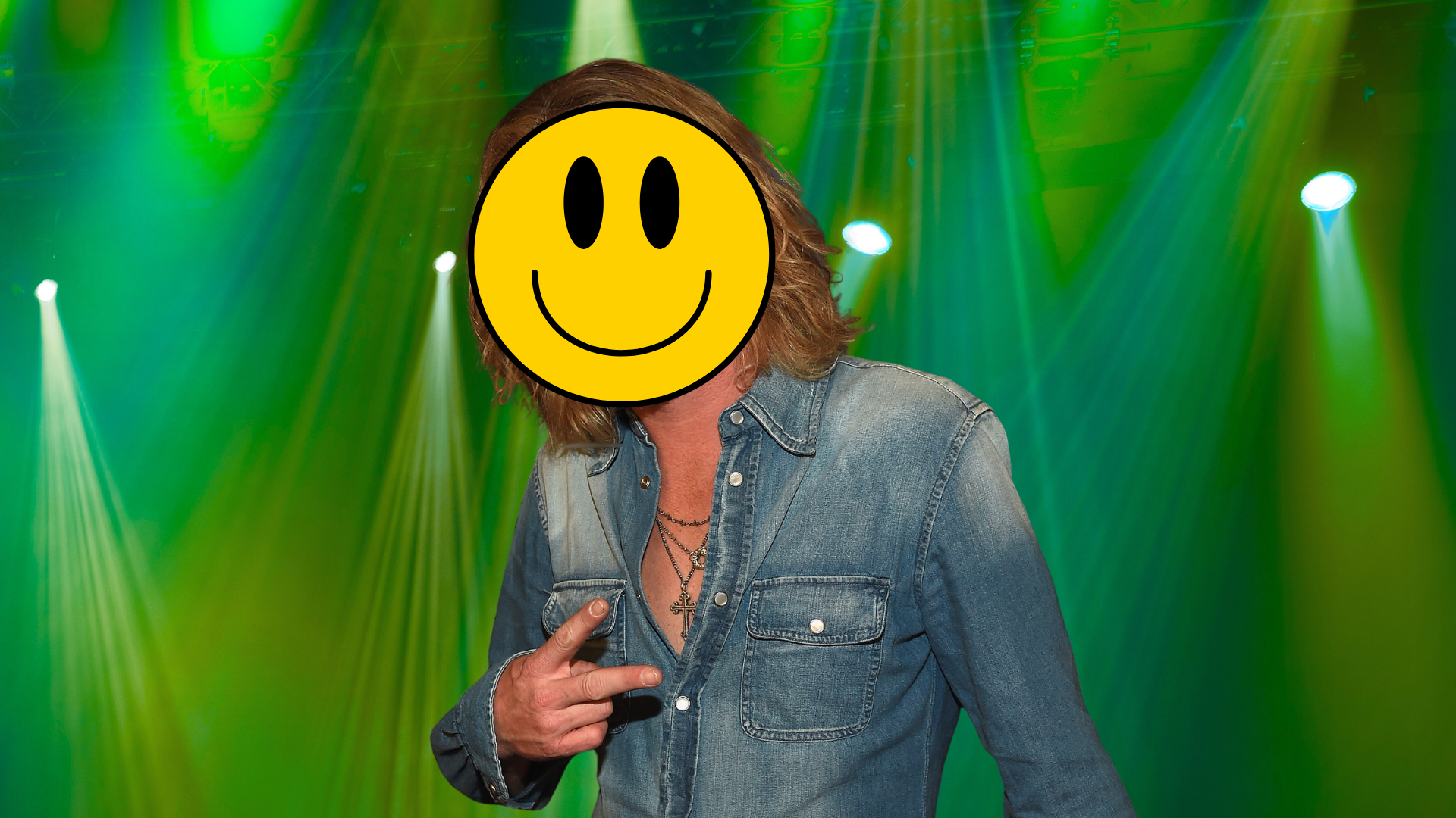 Video: Former 'American Idol' Contestant Has a Bold New Look