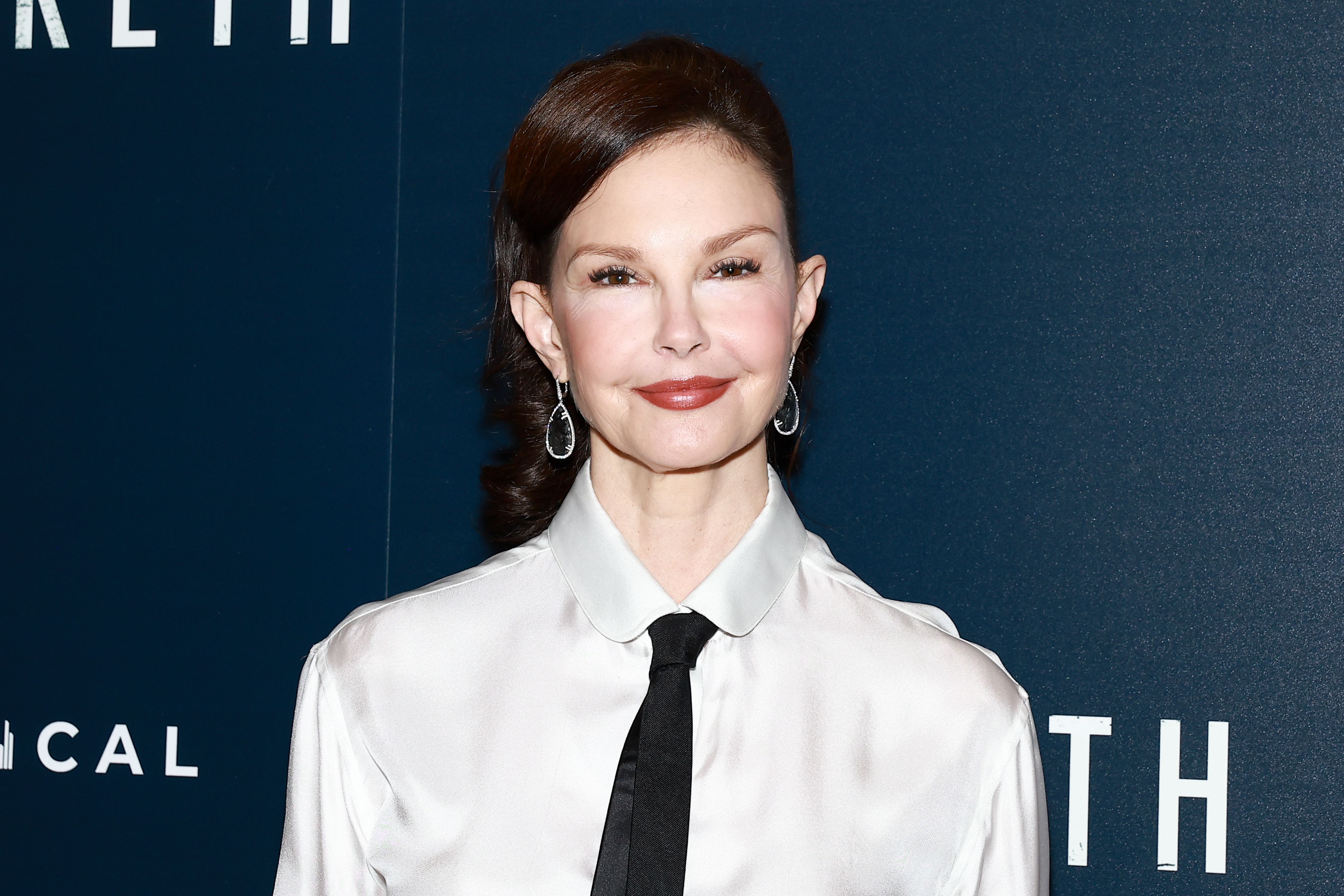 Ashley Judd Shares Body Positive Message In Swimsuit Video