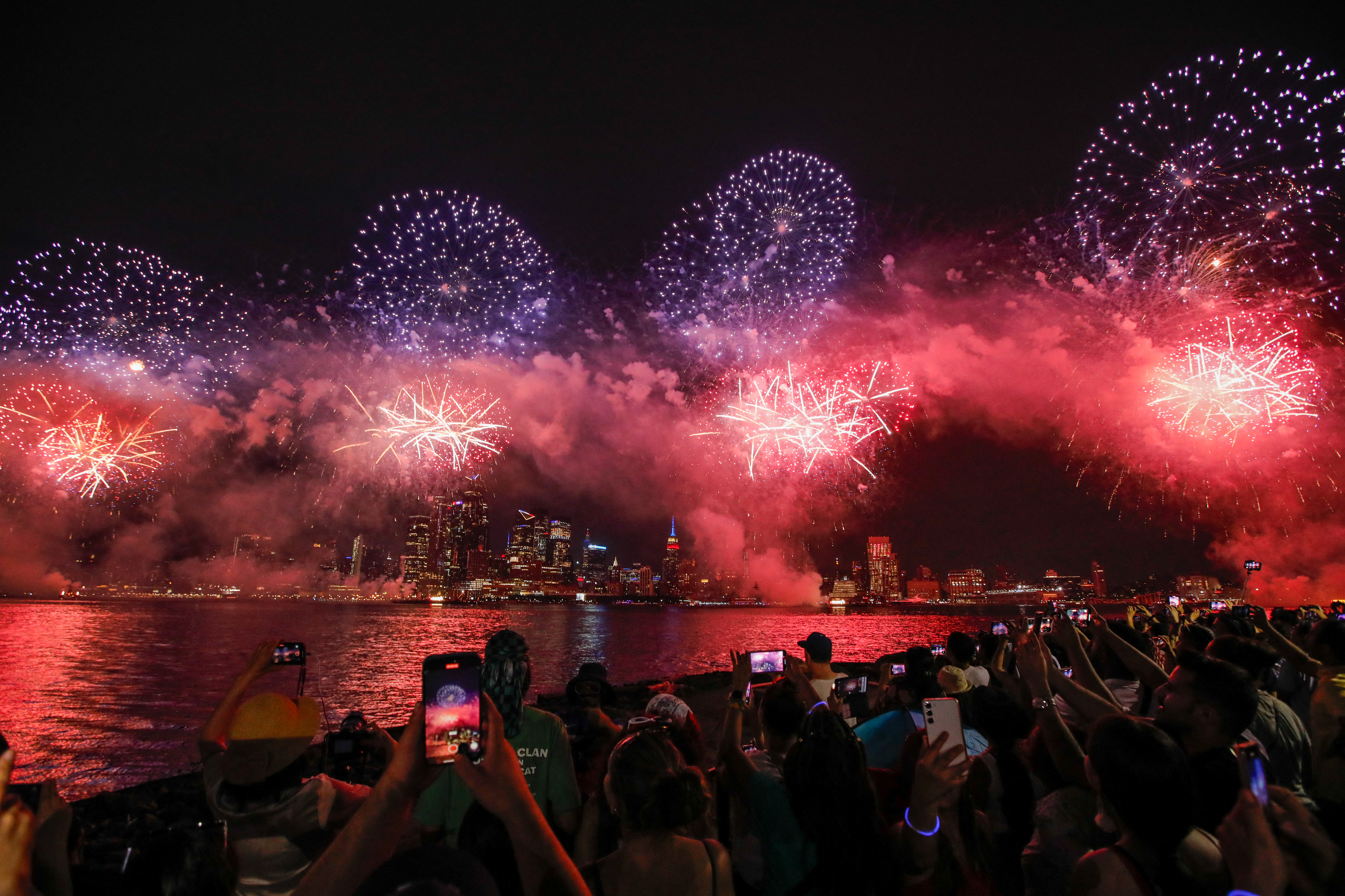 Macy's Fireworks 2025 NYC Location, Time & Map