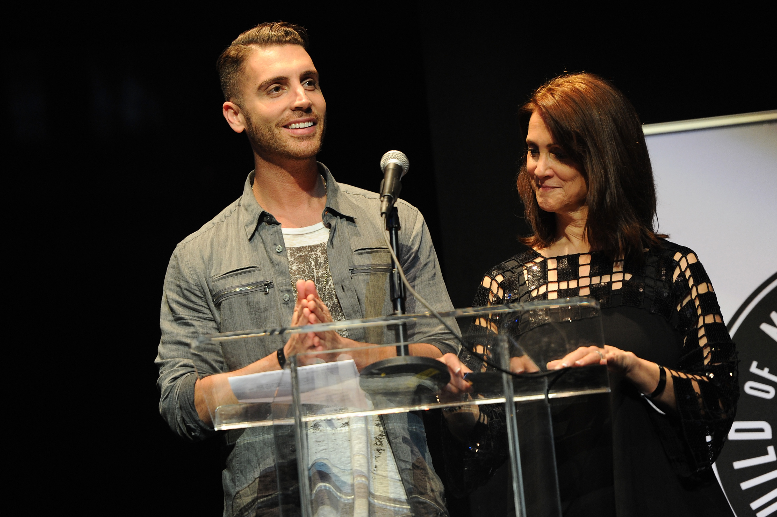 'American Idol' Contestants Mourn Music Supervisor's Tragic Death ...