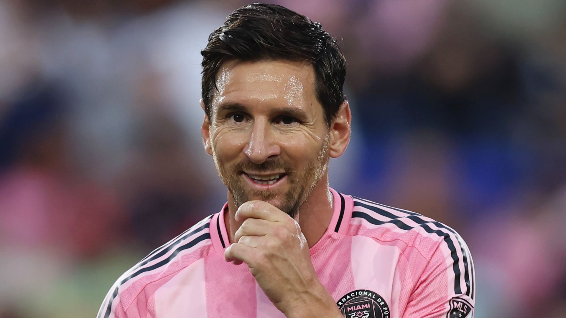 Lionel Messi Playfully Caught on Coldplay Kiss Cam [VIDEO]