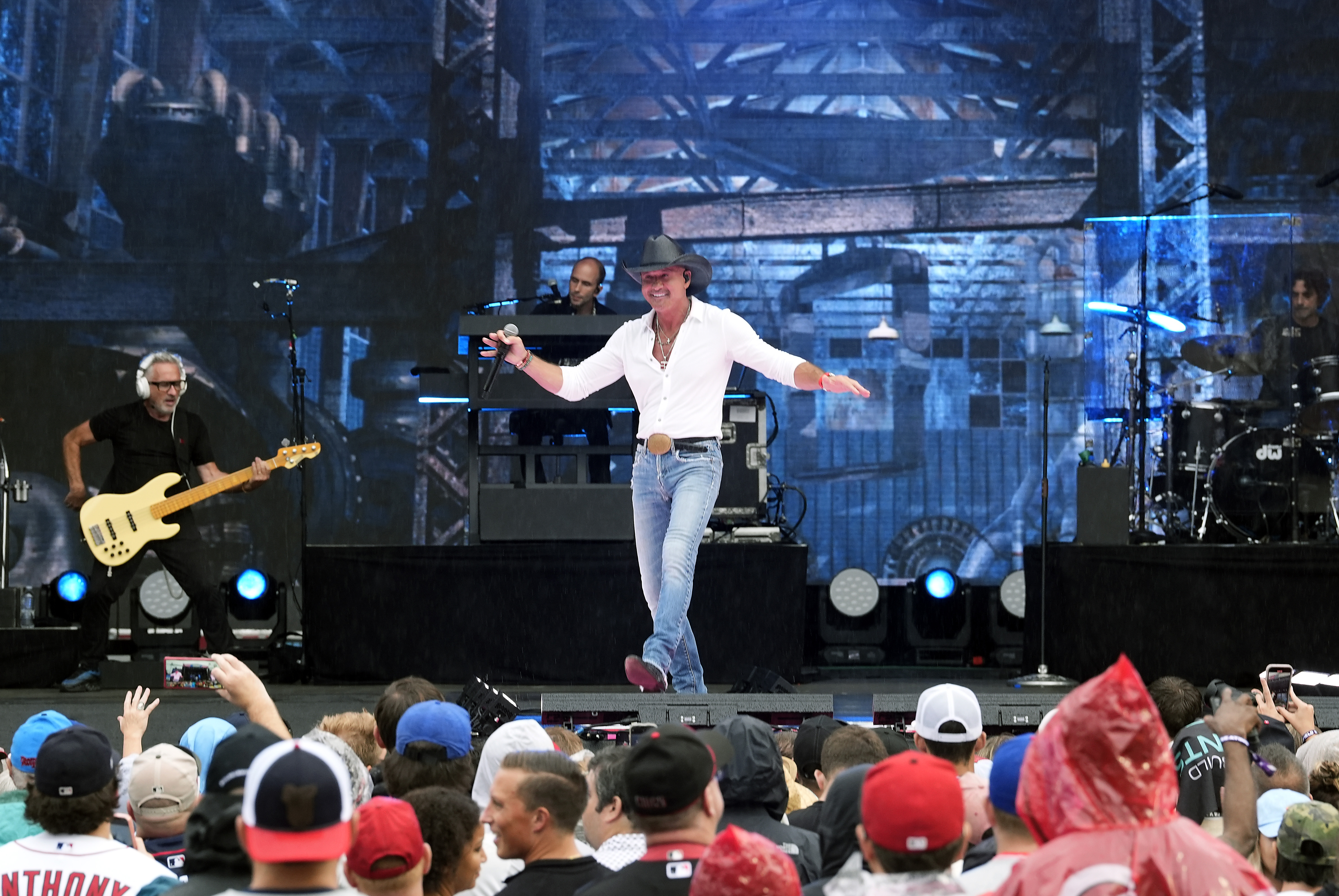 Tim McGraw Fans Celebrate Country Star's Career Milestone