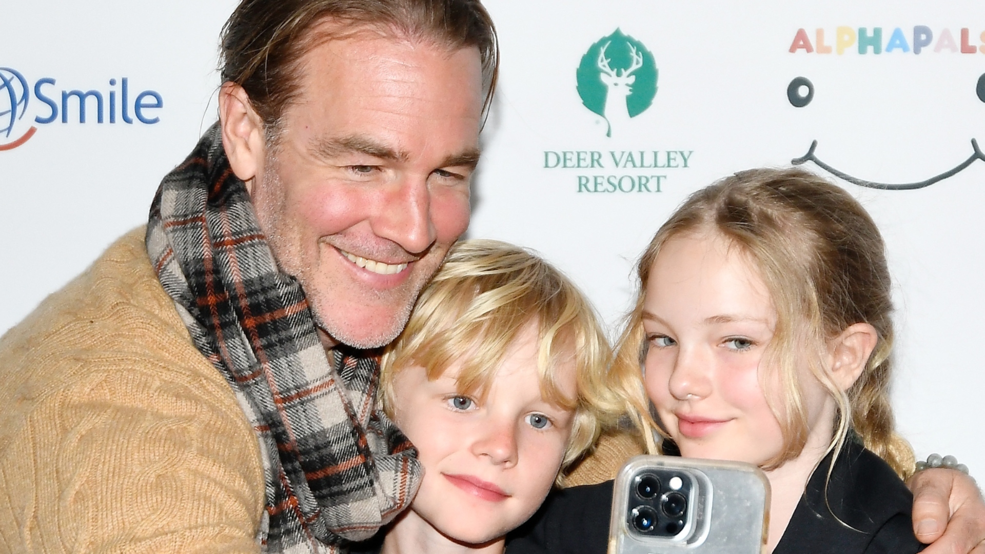 James Van Der Beek Discusses Cancer & Its Impact on His Kids