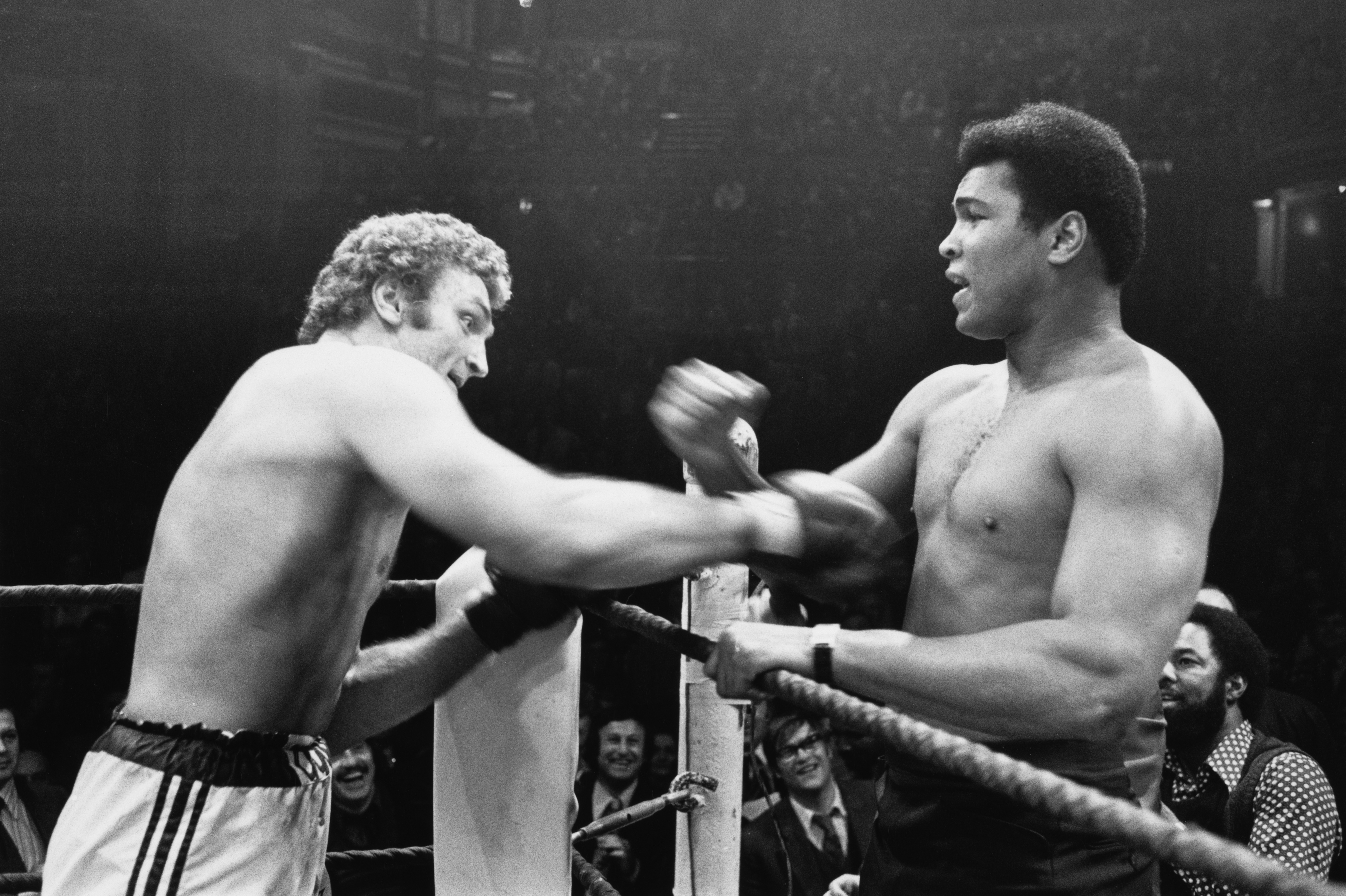 ‘Sad Day for Boxing’: Tributes Pour in for Beloved ‘70s Boxer