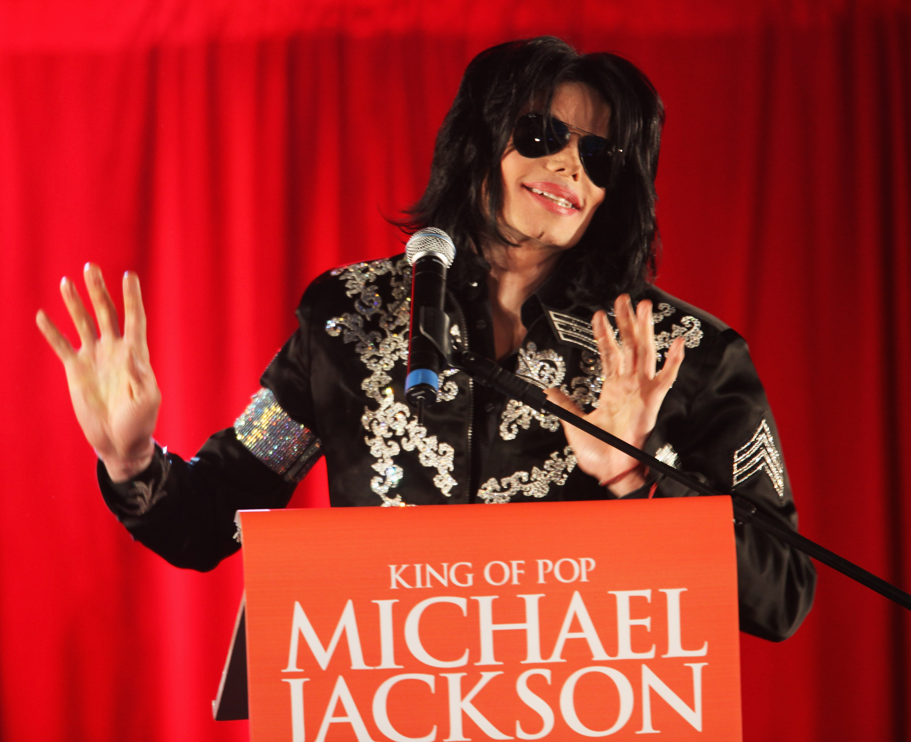 Where to Watch The People v. Michael Jackson Documentary