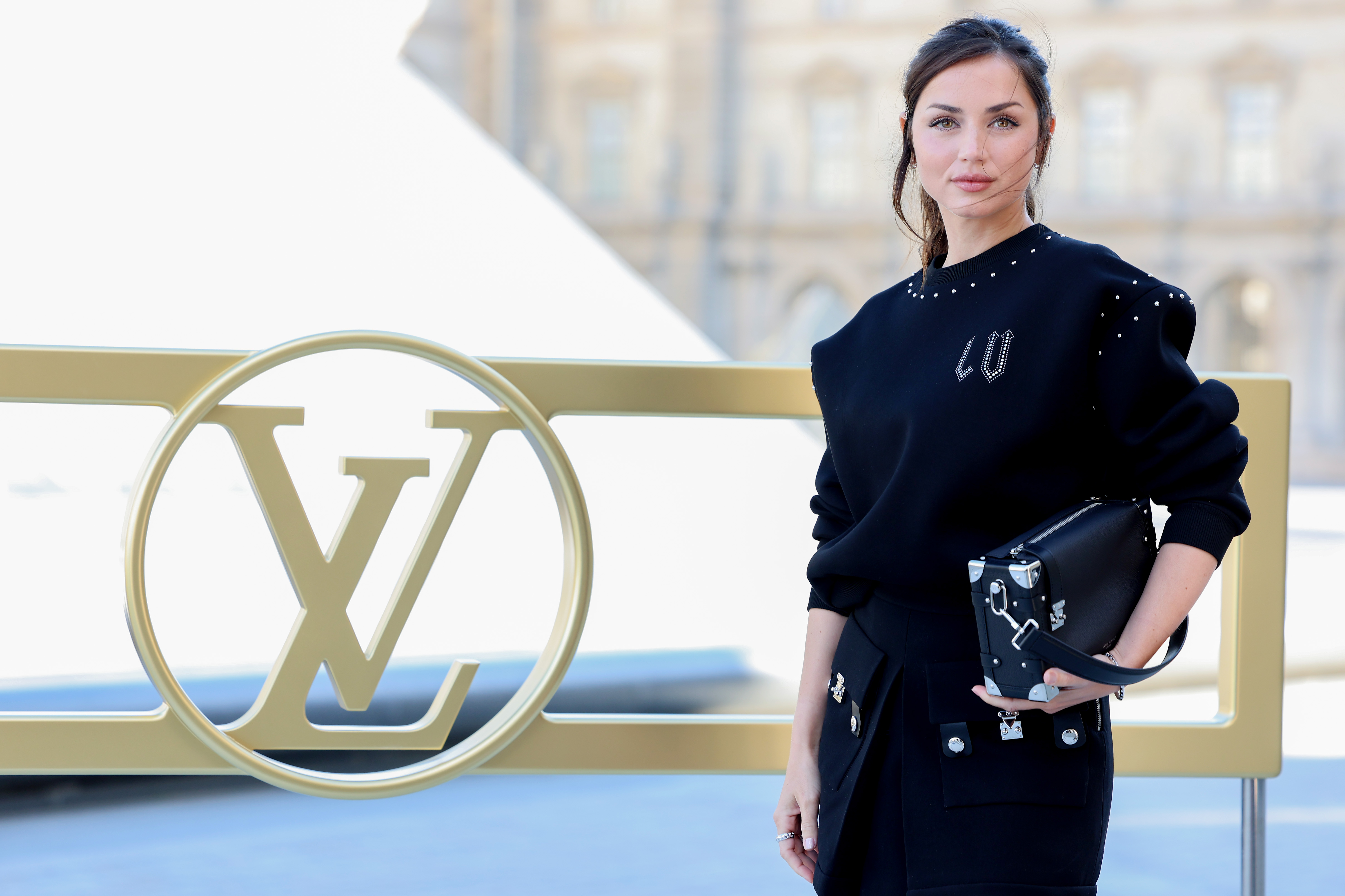 Ana de Armas Shines at LV Photocall During Paris Fashion Week