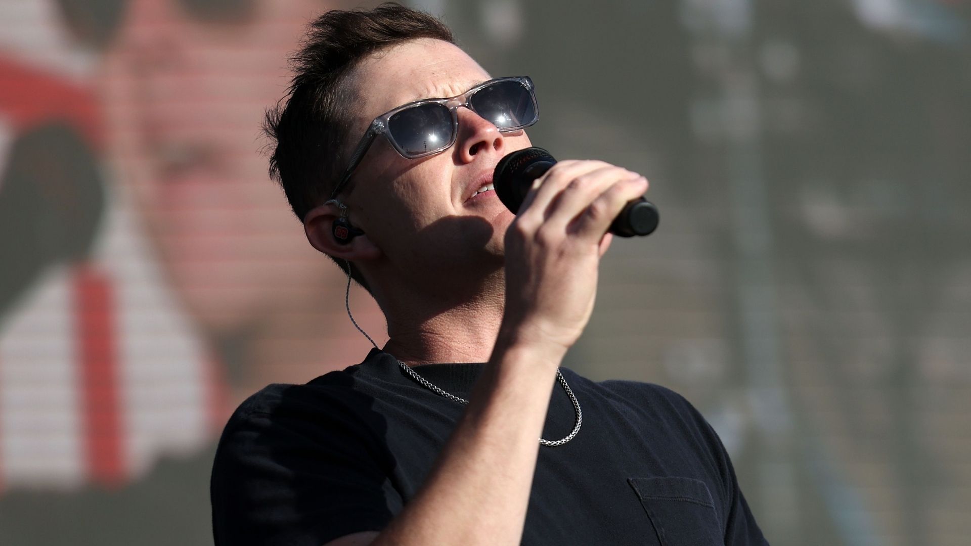 Scotty McCreery Celebrates Milestone No. 1 With 'Bottle Rockets'