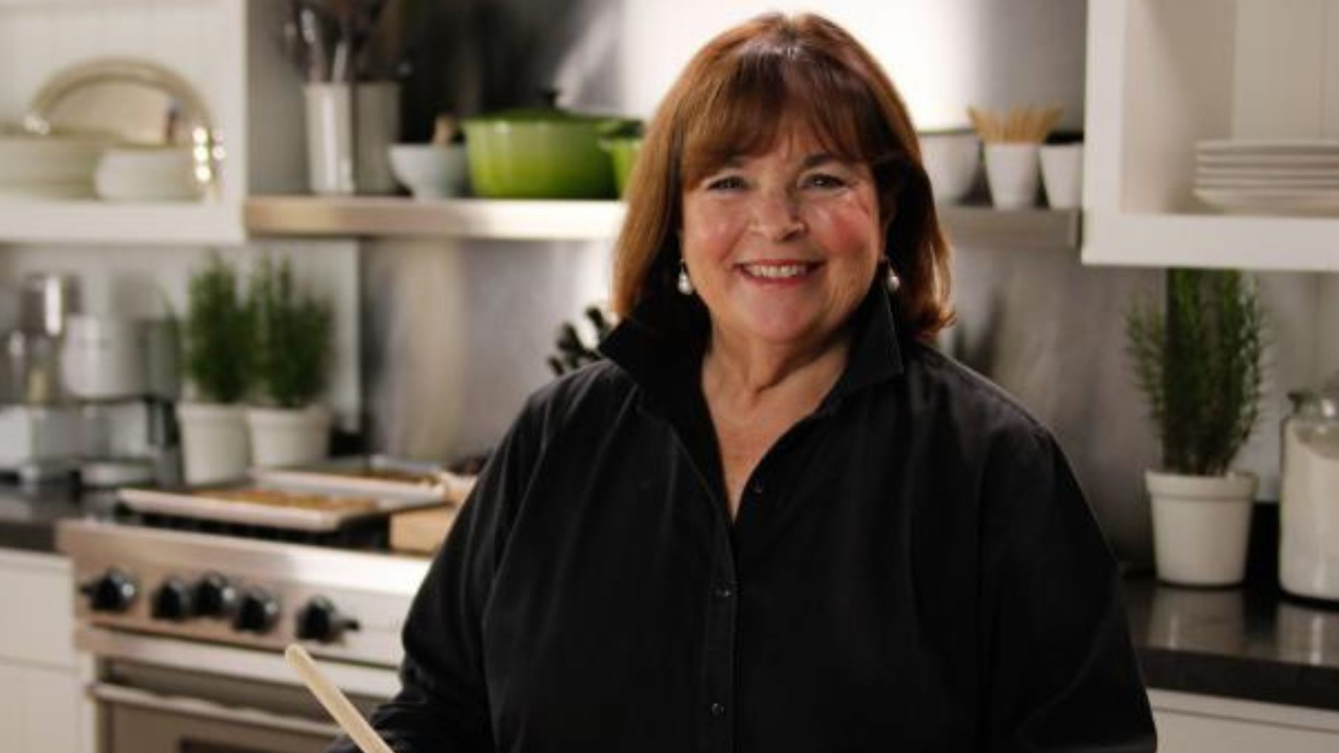 Ina Garten’s 2025 Thanksgiving Menu Makes Hosting Look Effortless