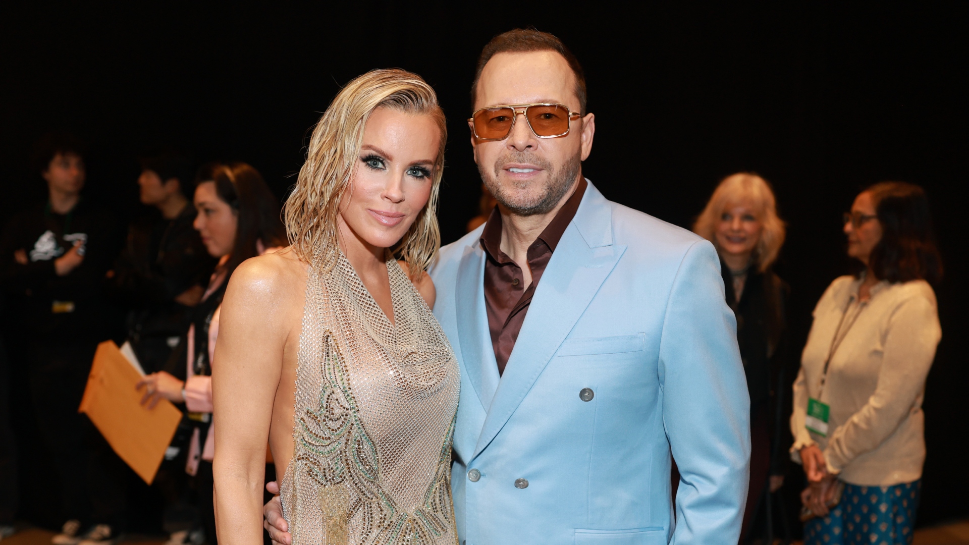 Jenny McCarthy & Donny Wahlberg’s Get Playful With New Dance