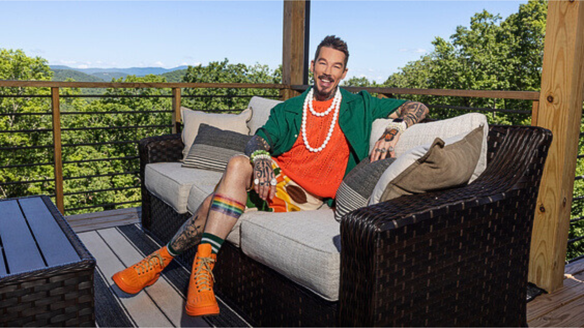 David Bromstad Opens Up About Dark Times in HGTV Special