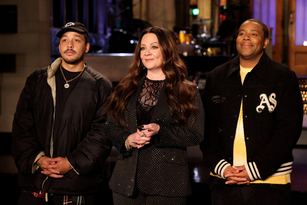 SNL Returns Tonight: December 6 Episode, Host & Musical Guest