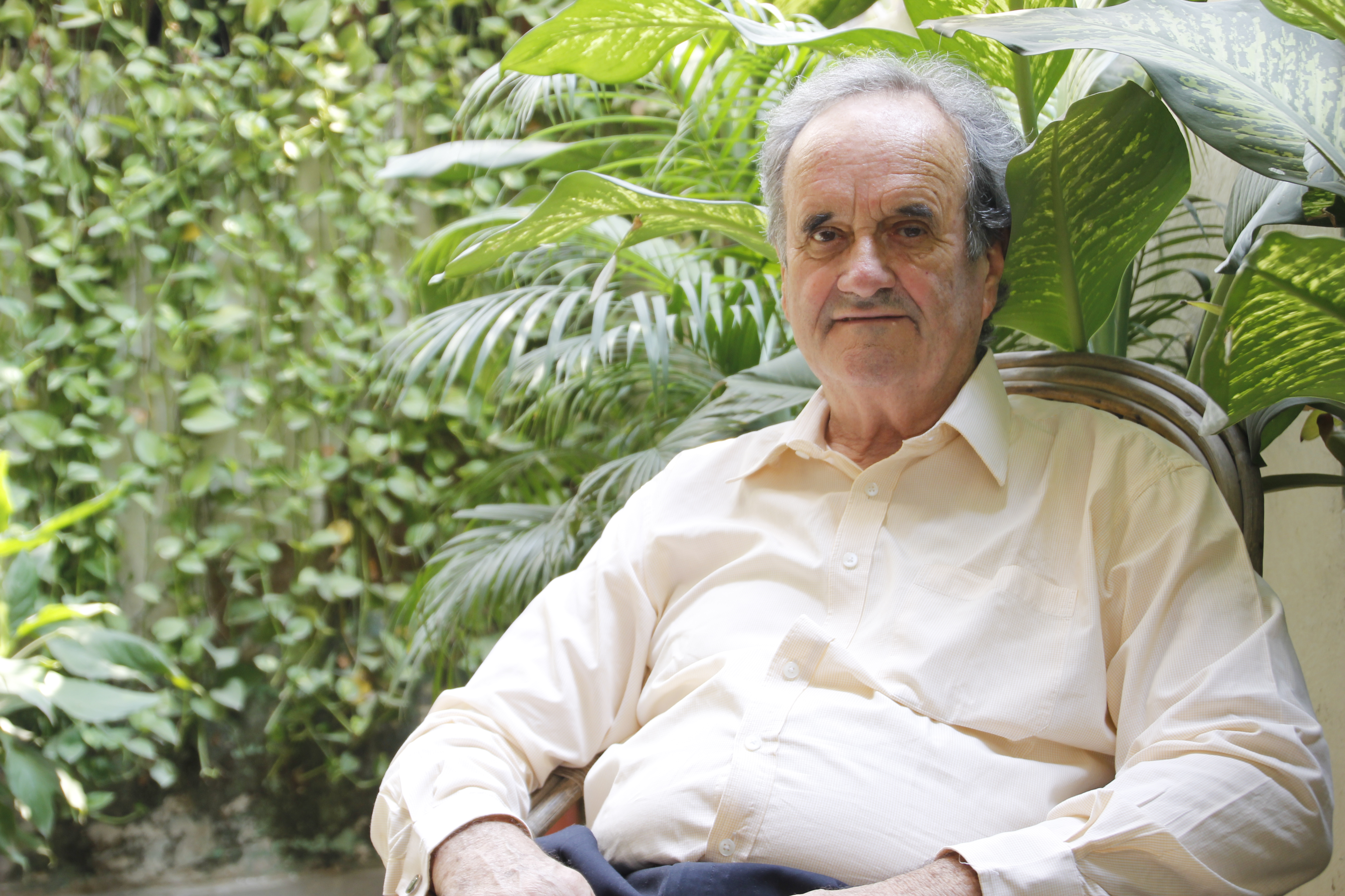 Beloved Author & Journalist Sir Mark Tully Is Dead at 90
