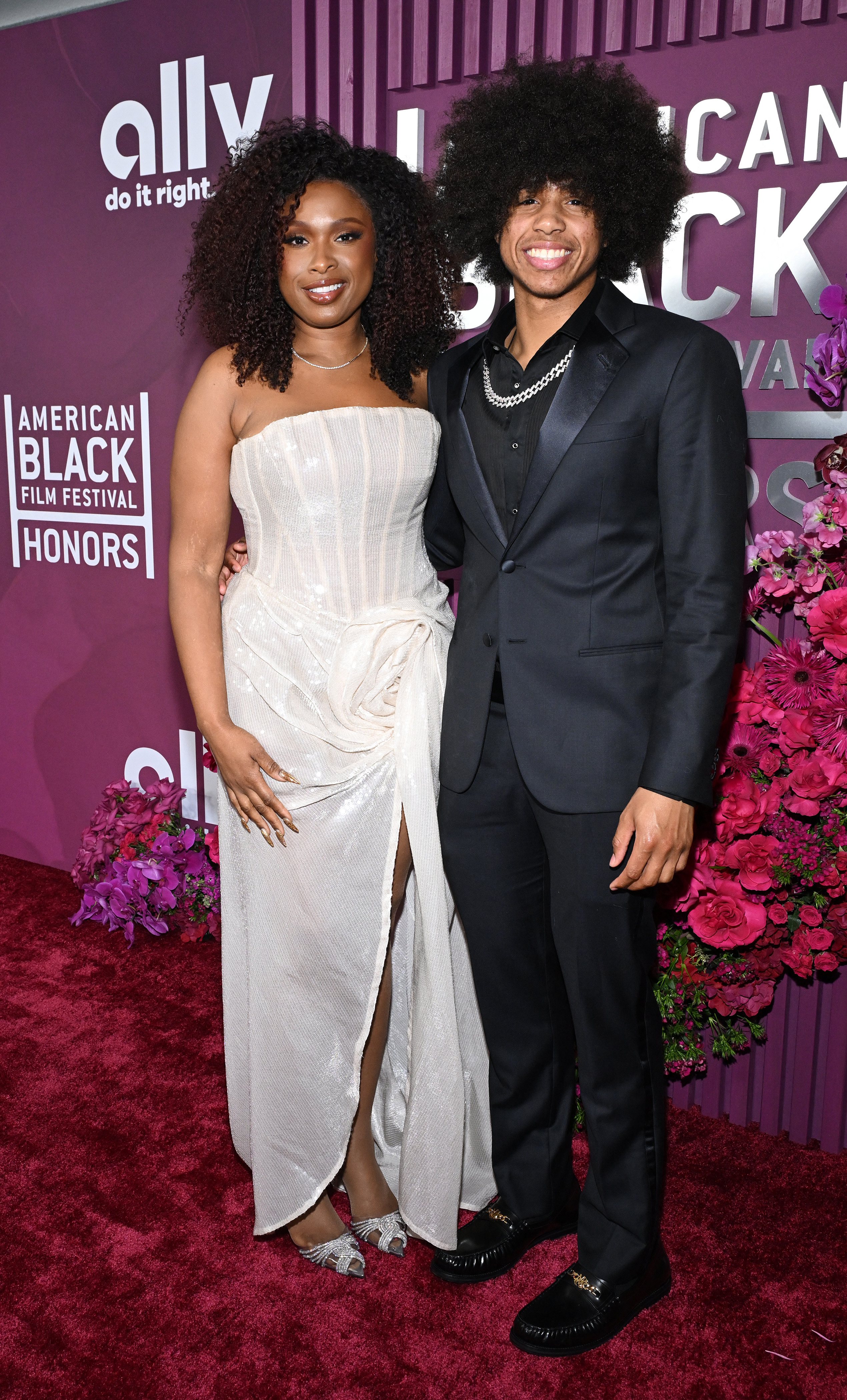Jennifer Hudson Makes An Appearance With Son at ABFF - EntertainmentNow