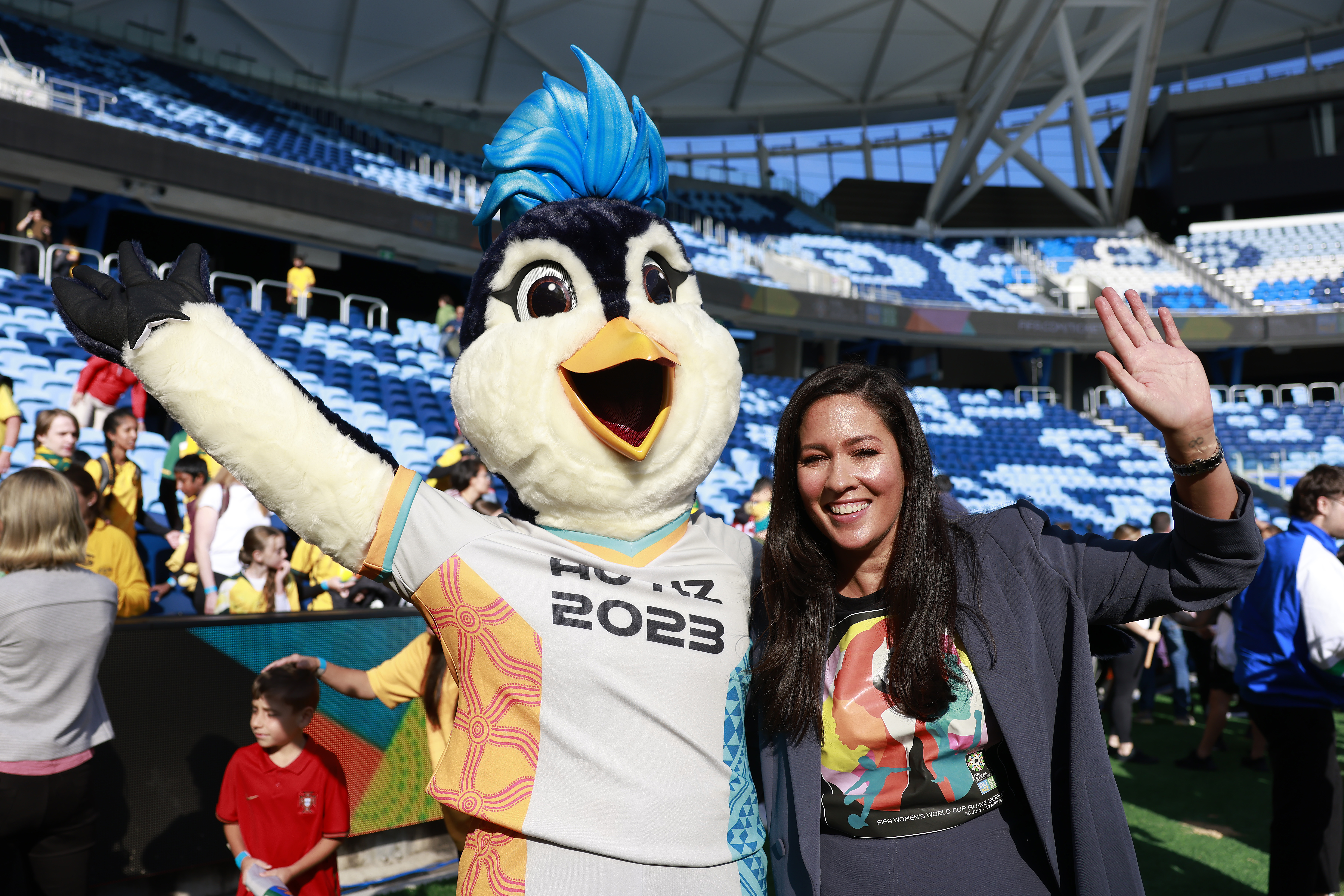 Veteran TV Host Mel McLaughlin Reveals Lung Cancer Diagnosis