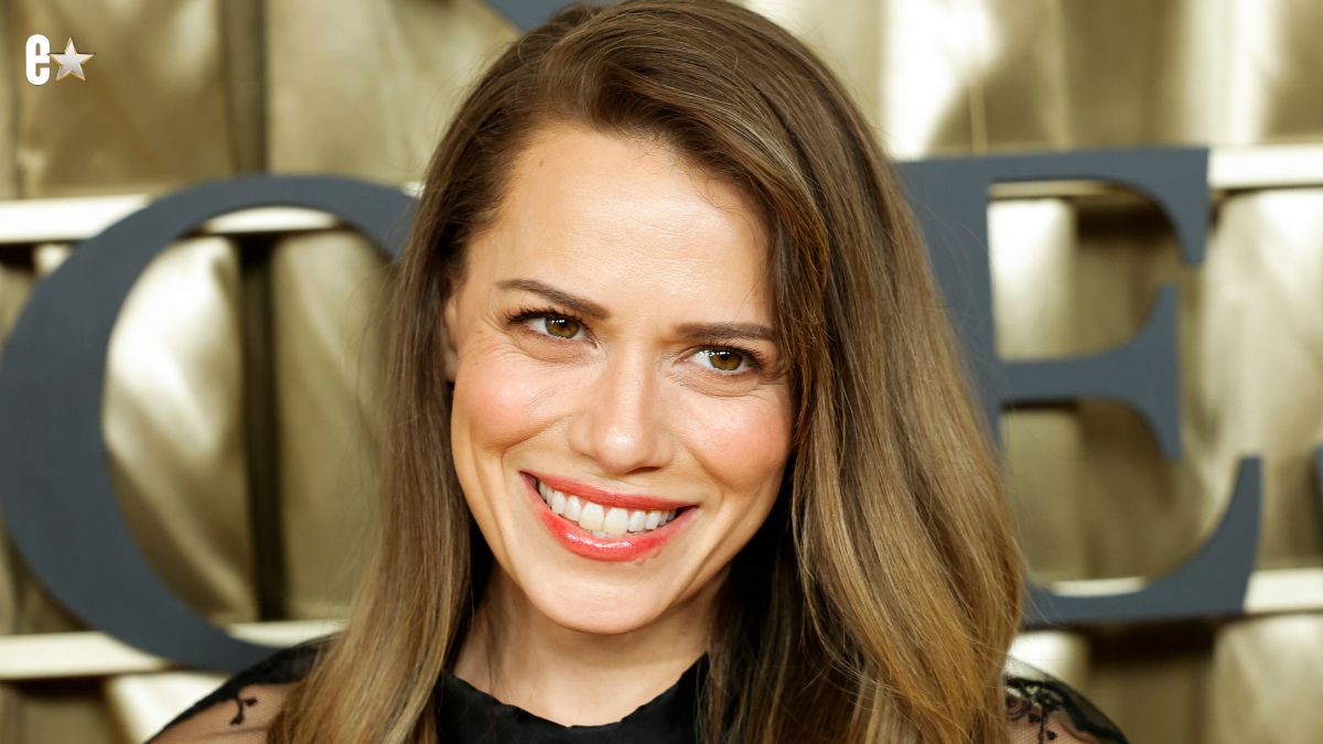 Bethany Joy Lenz Sings Her New Show's Sweet Theme Song: LISTEN