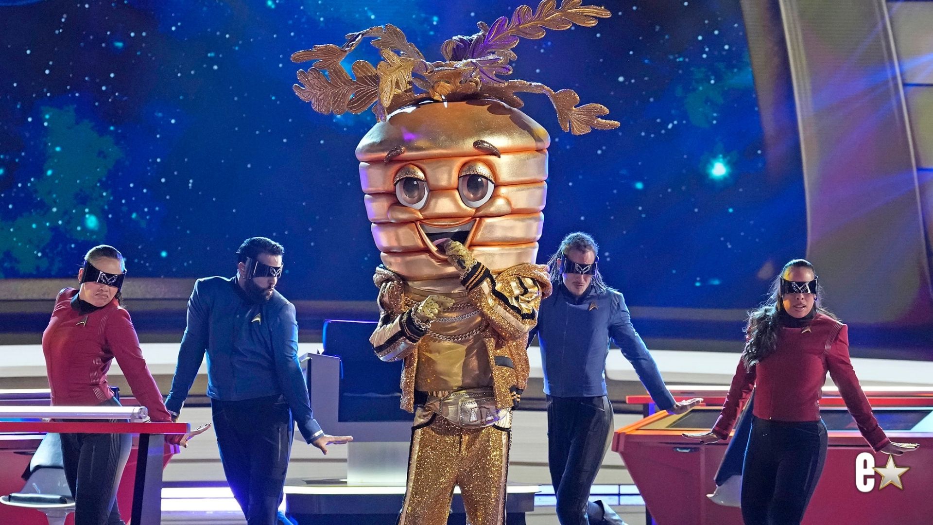 Judge Mathis Unmasked as 14 Karat Carrot on The Masked Singer