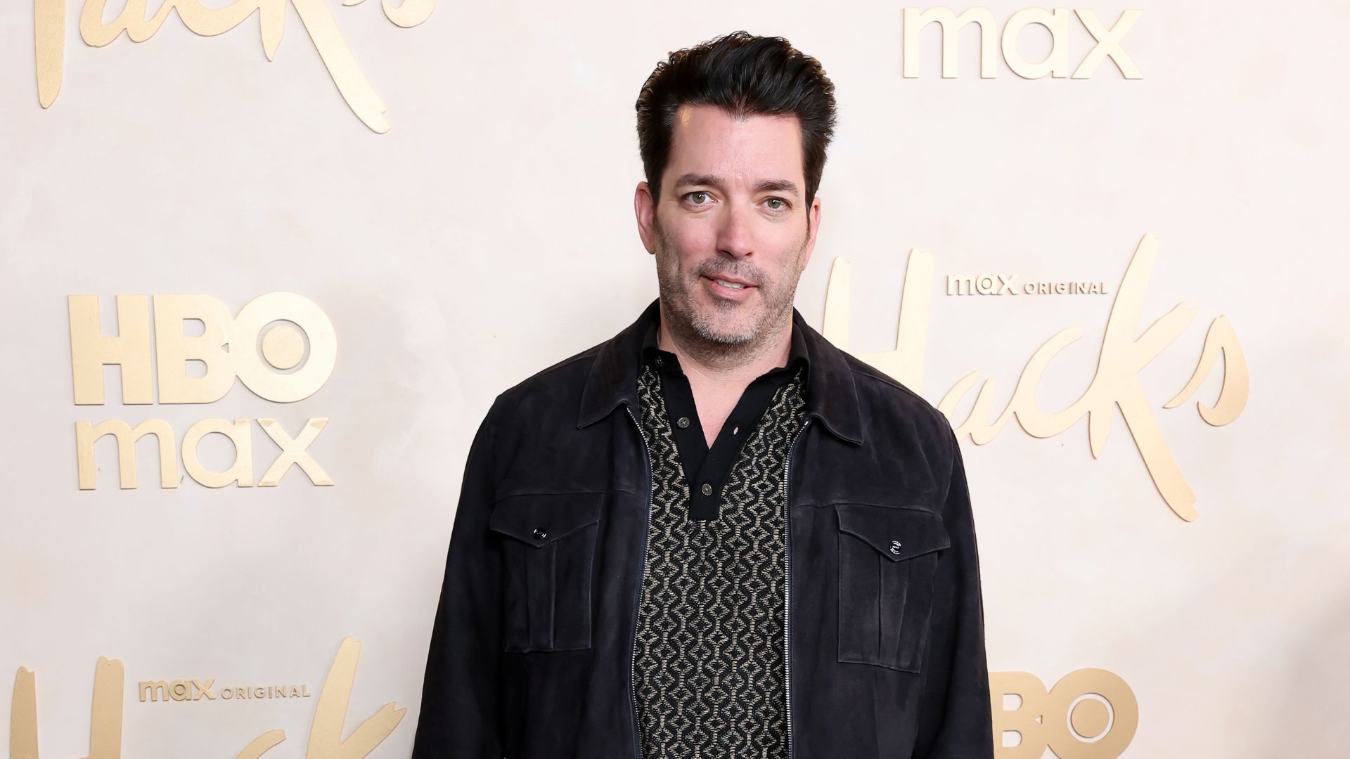 'Property Brothers' Star Jonathan Scott Humbly Accepts Prestigious Award