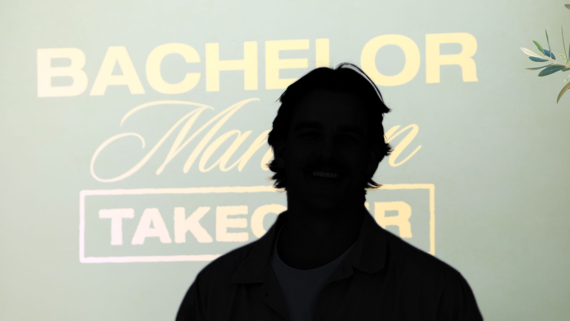 Noah Erb Crowned First Winner of Bachelor Mansion Takeover
