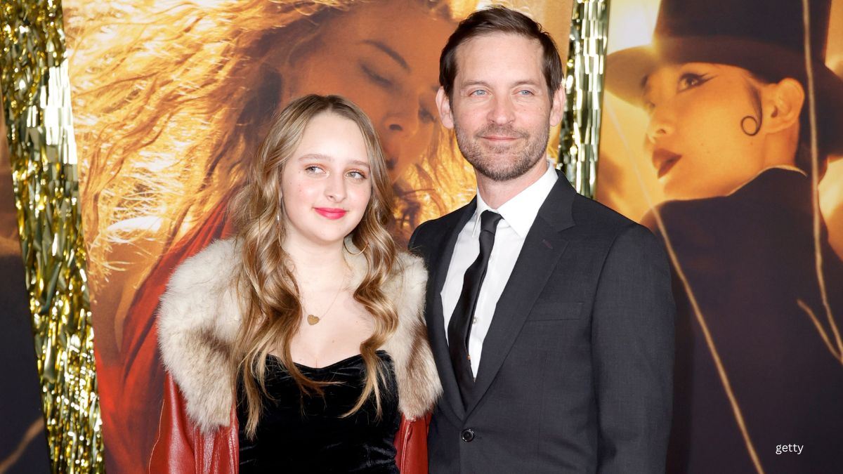 Leonardo DiCaprio Enjoys Night Out With BFF Tobey Maguire's Daughter ...