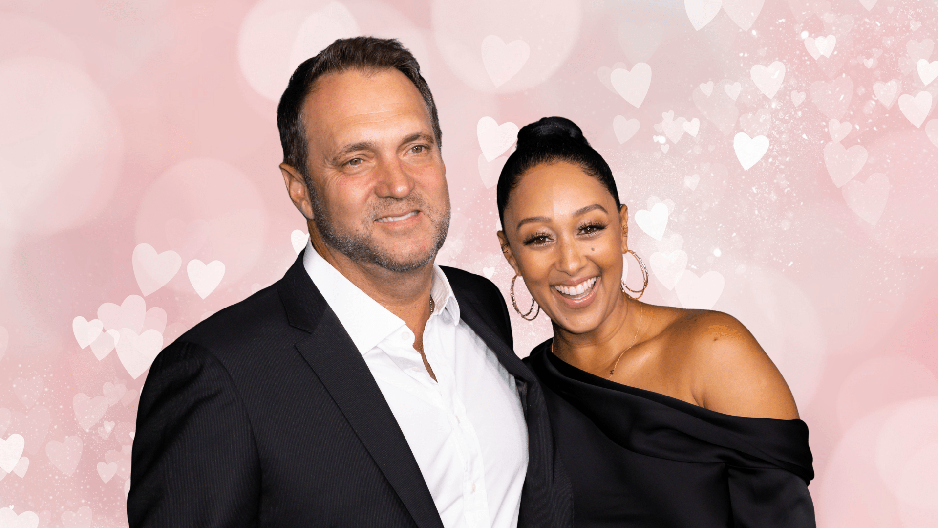 Tamera Mowry-Housley Shares Wedding Photos for Her 15th Anniversary