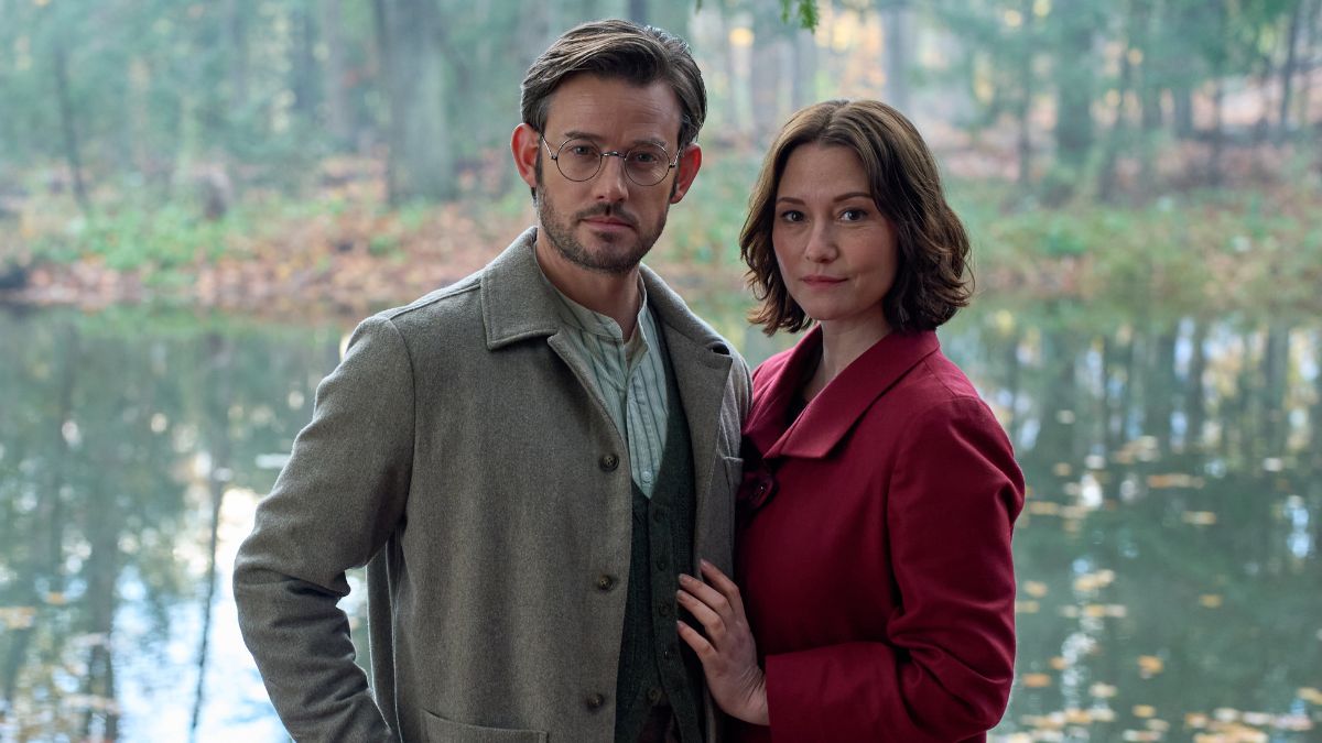 The Way Home Cast Dishes on S4E7 & Elliot's Secret