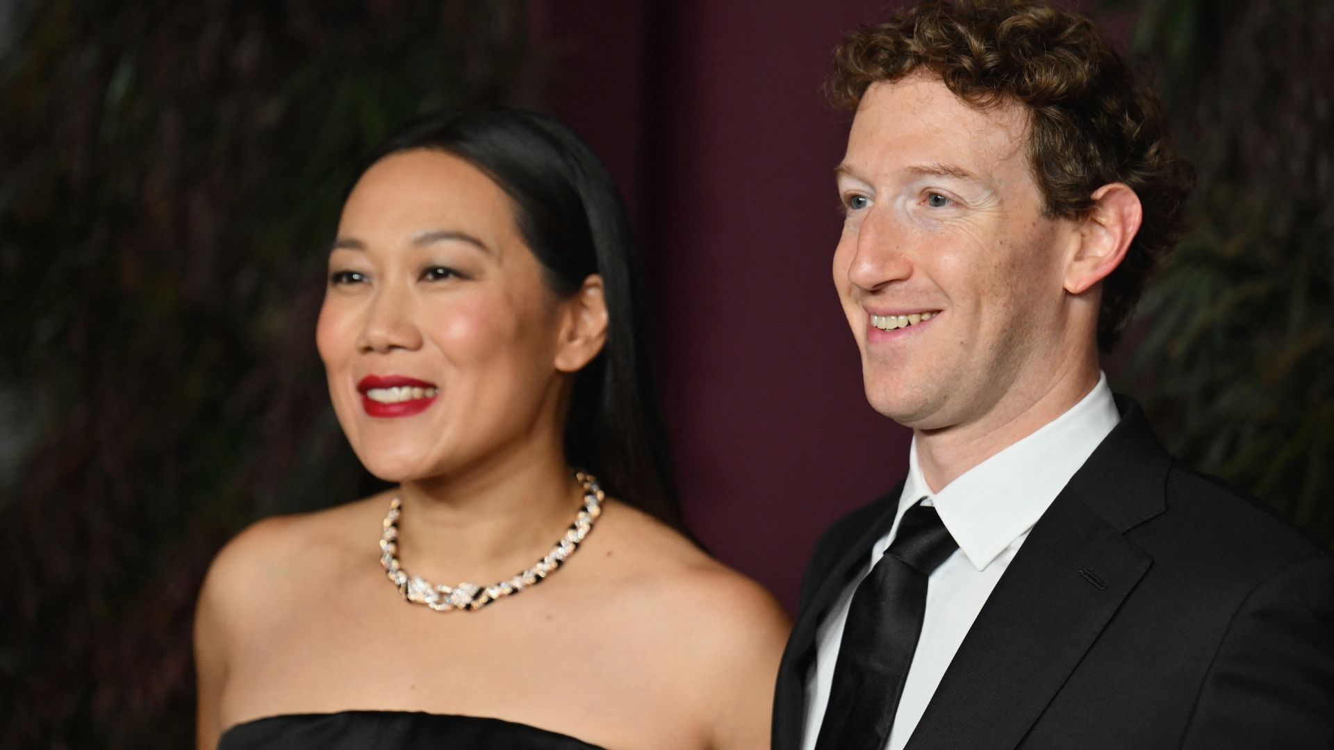 Mark Zuckerberg & Wife Priscilla Chan Make Met Gala Debut: See PHOTO