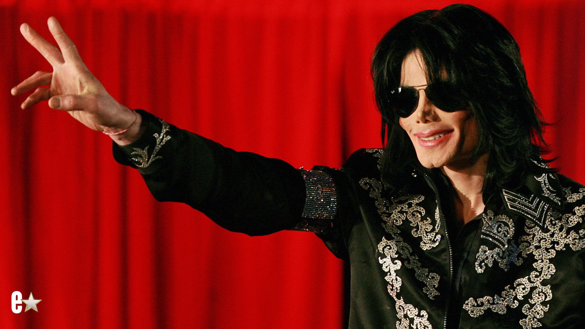 Michael Jackson Makes Music History With New Hit Song, 'Chicago'