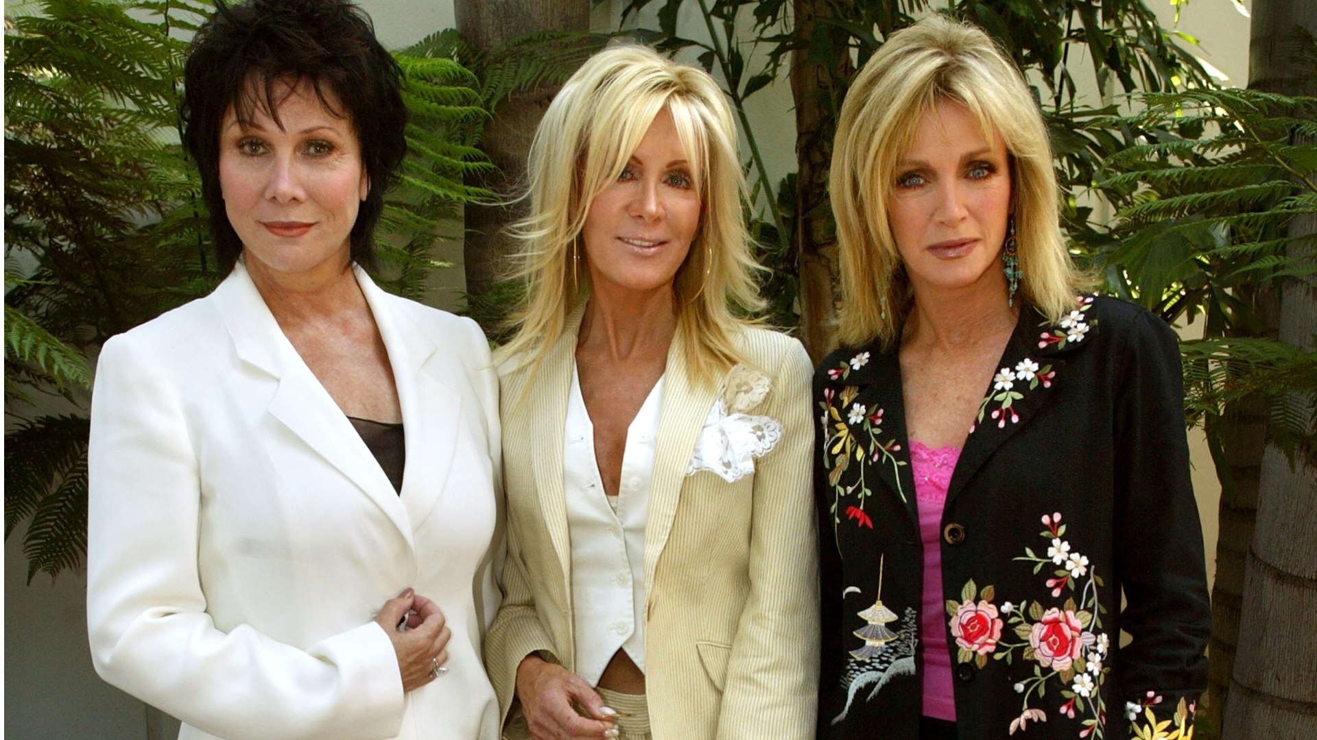 Donna Mills' Wedding Speech Leaves Fans Reaching for Tissues